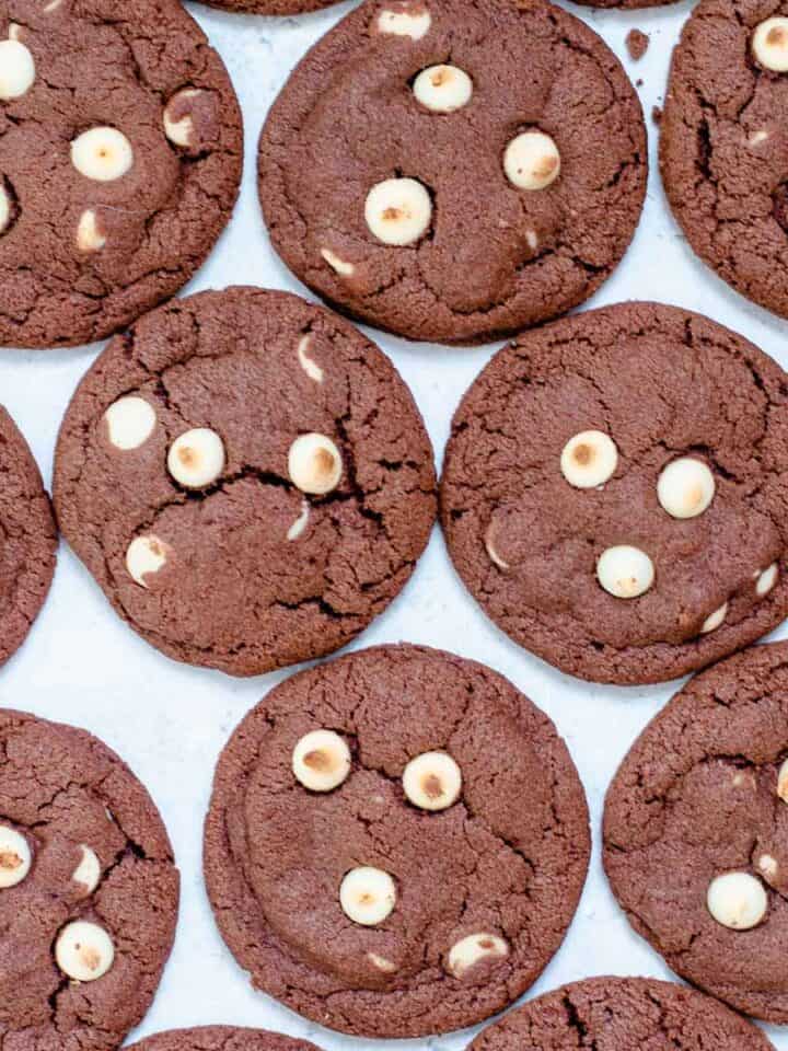 Banana Oatmeal Cookies - Easy Deliciousness